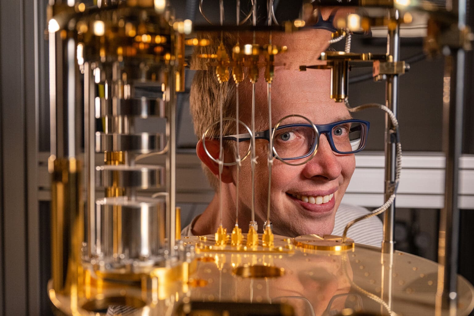 Andrew Houck seeks a quieter quantum world - Princeton Engineering