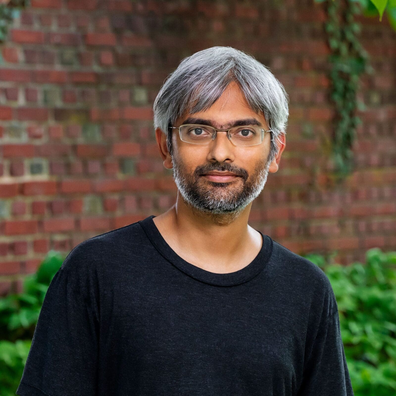 Faculty research tackles challenges in quantum computing - Princeton ...
